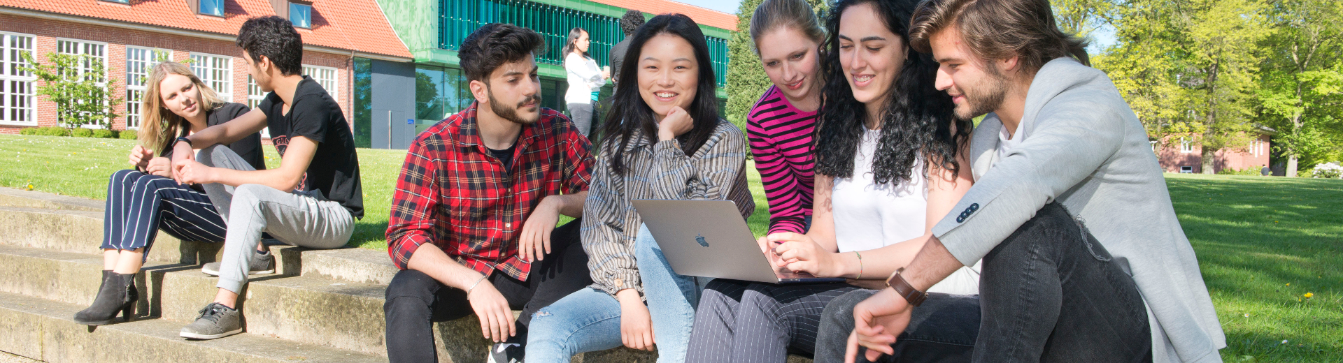 Language & Community Center | Constructor University